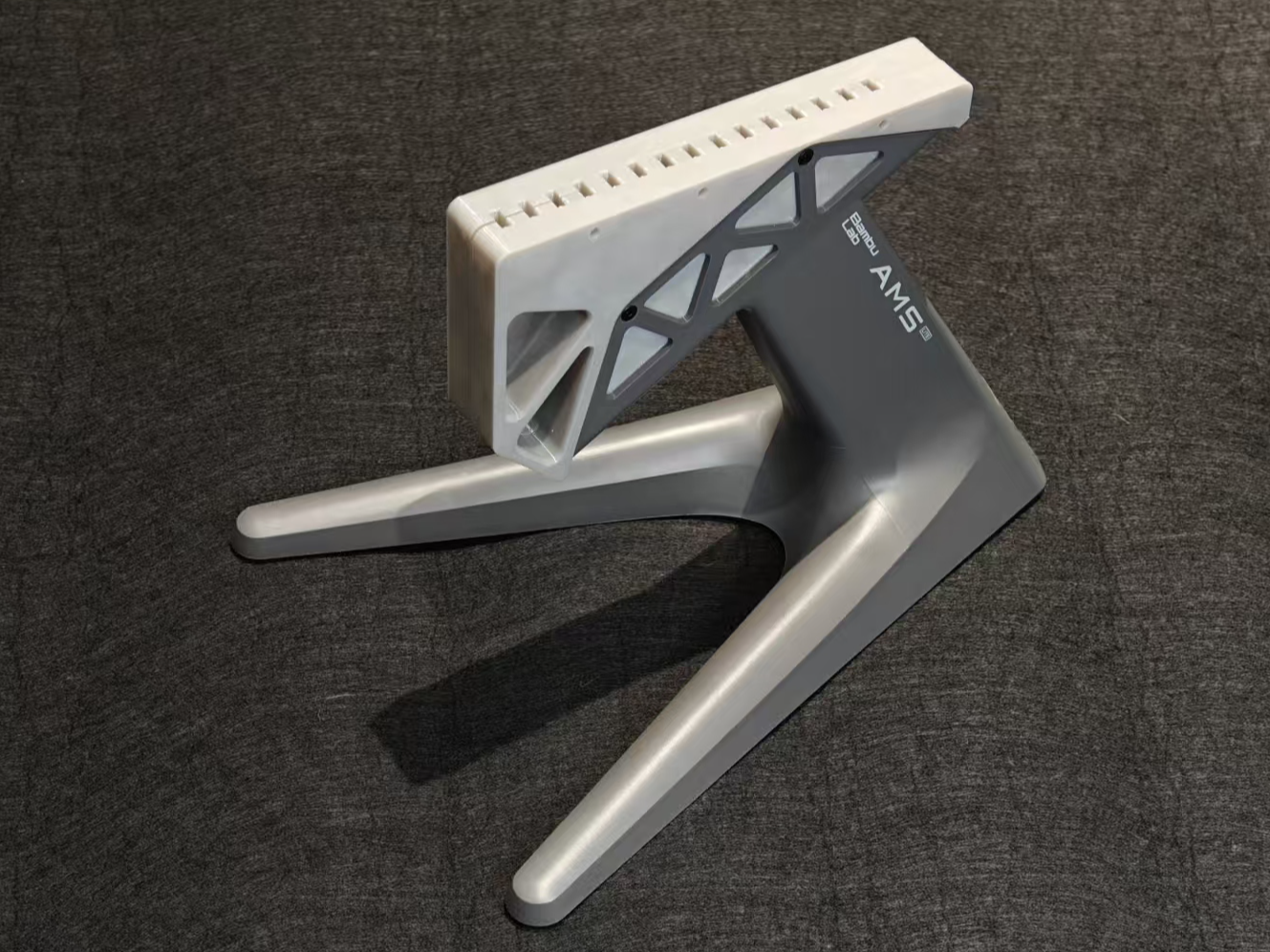 Model display stand solution utilizing the AMS Lite bracket by ...