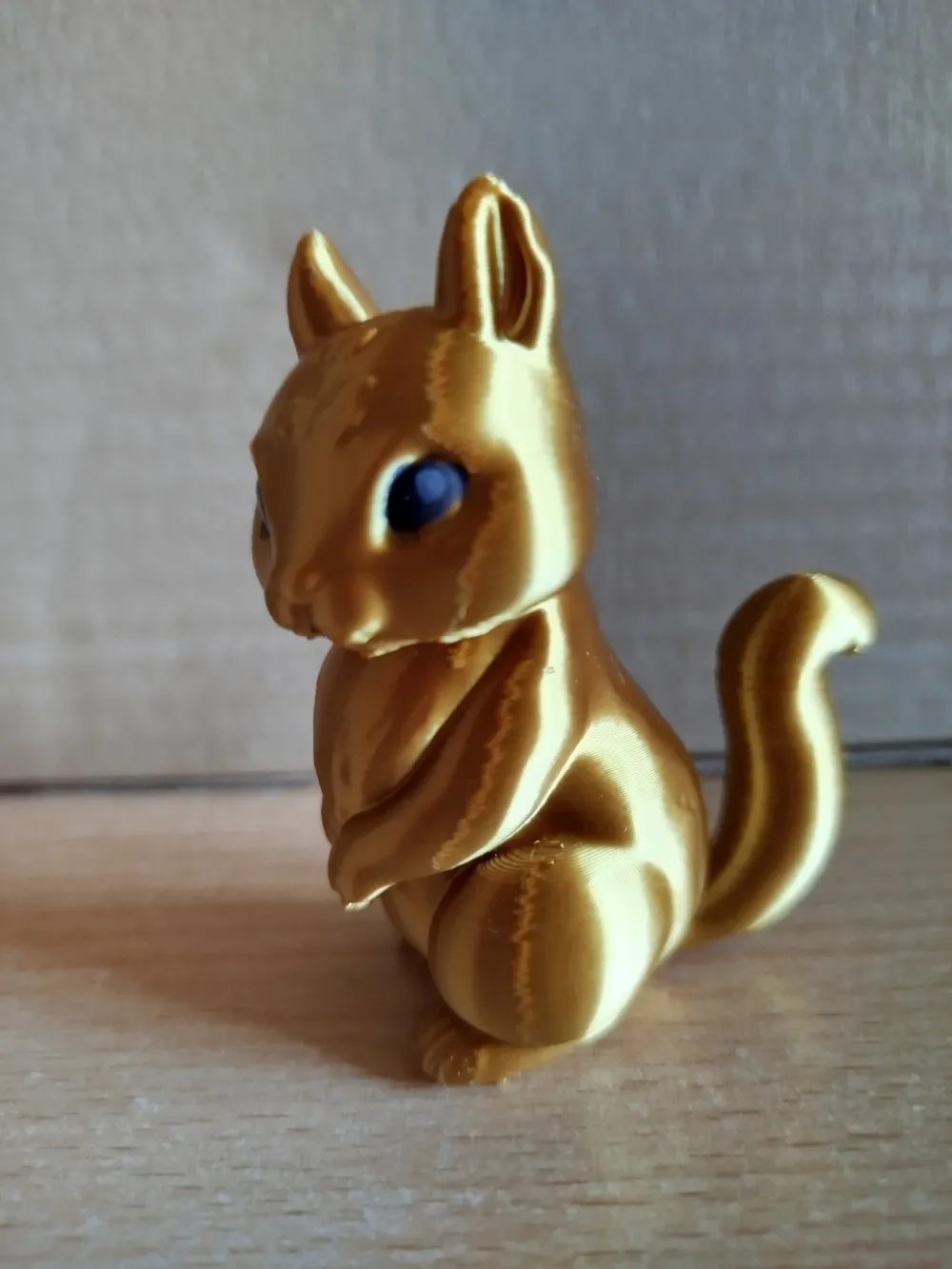 squirrel with ornament by Jeryoart MakerWorld: Download Free 3D Models