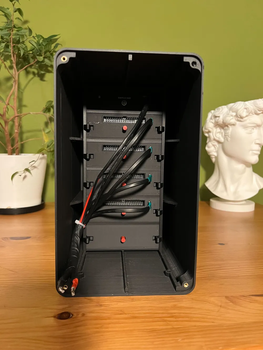 Raspberry Pi 4-Node Cluster Case by PiotrChrMakerWorld: Download Free ...
