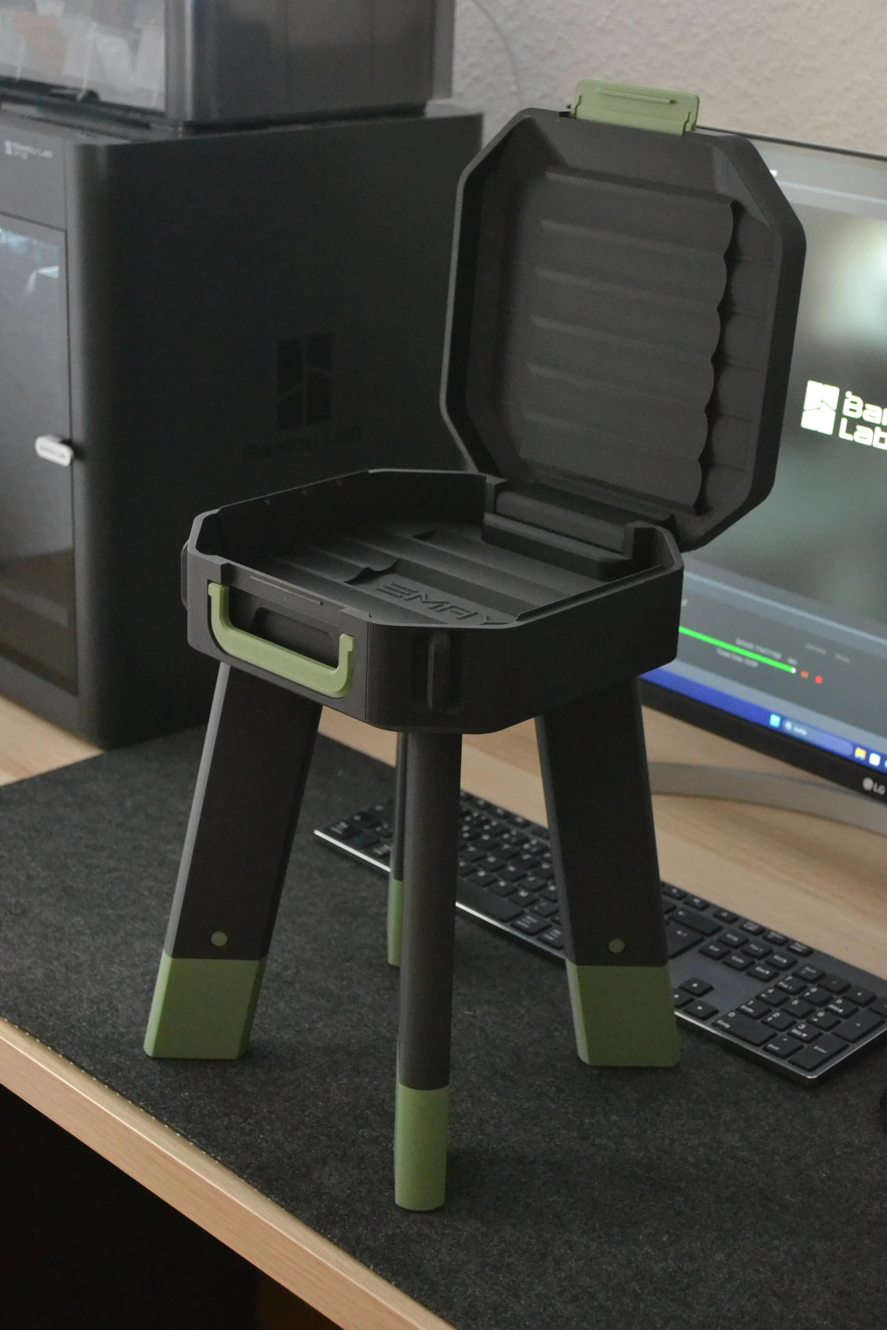 Portable chair with suitcase function - Free 3D Print Model - MakerWorld
