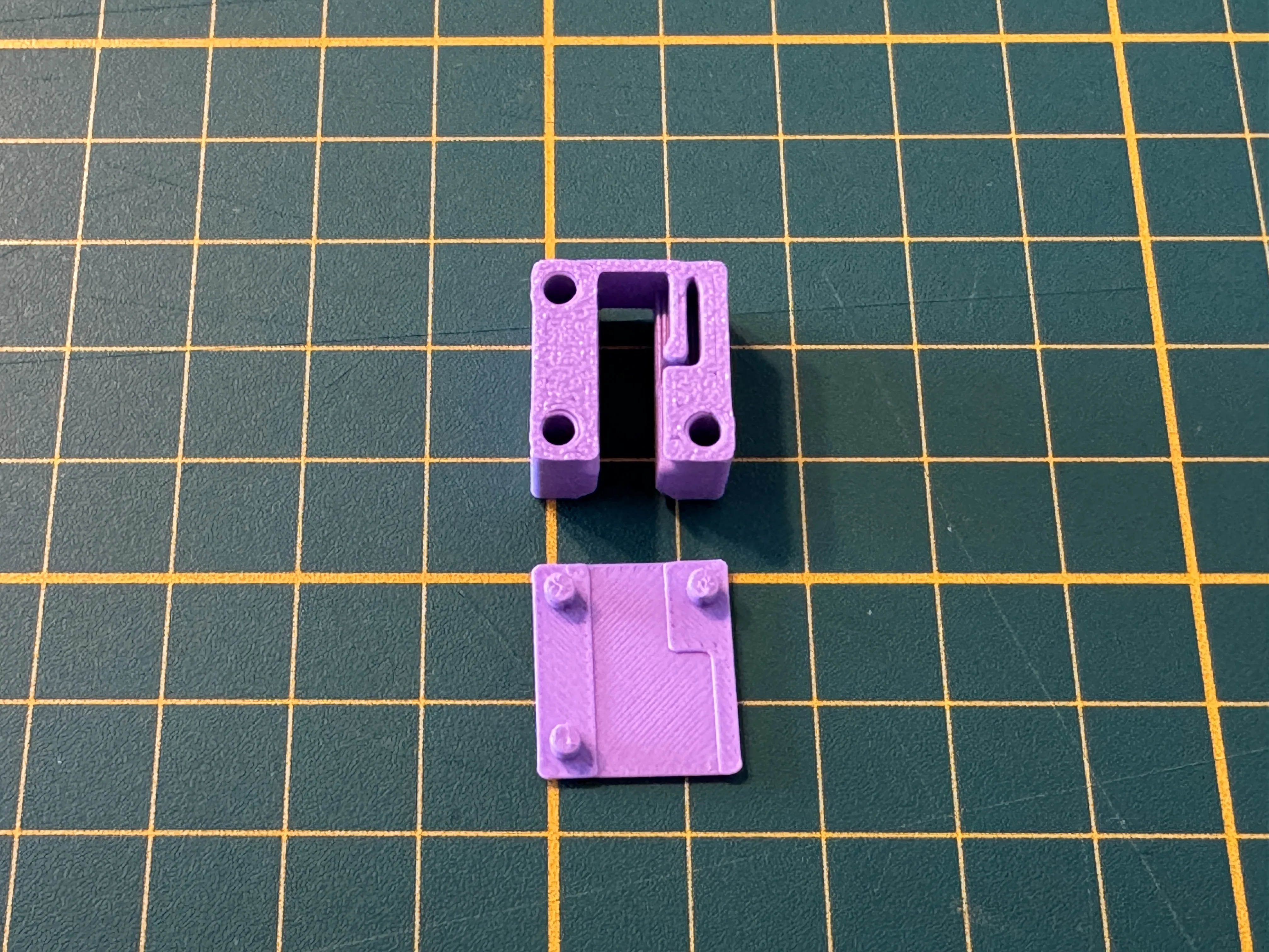 Sliding case V2 (lockable) for small parts by mgm86 MakerWorld ...