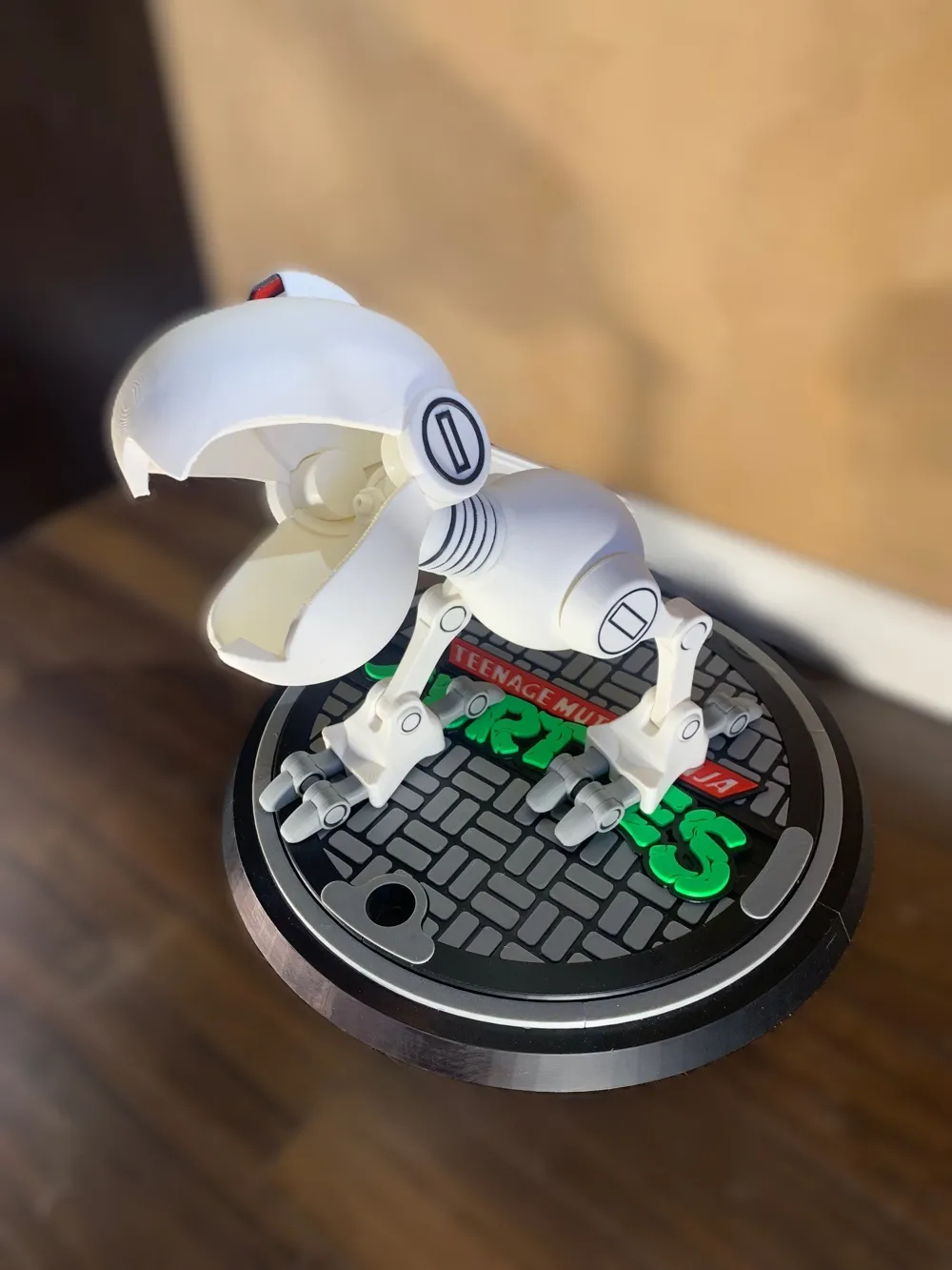 Life Size TMNT Mouser Robot - Free 3D Print Model - MakerWorld