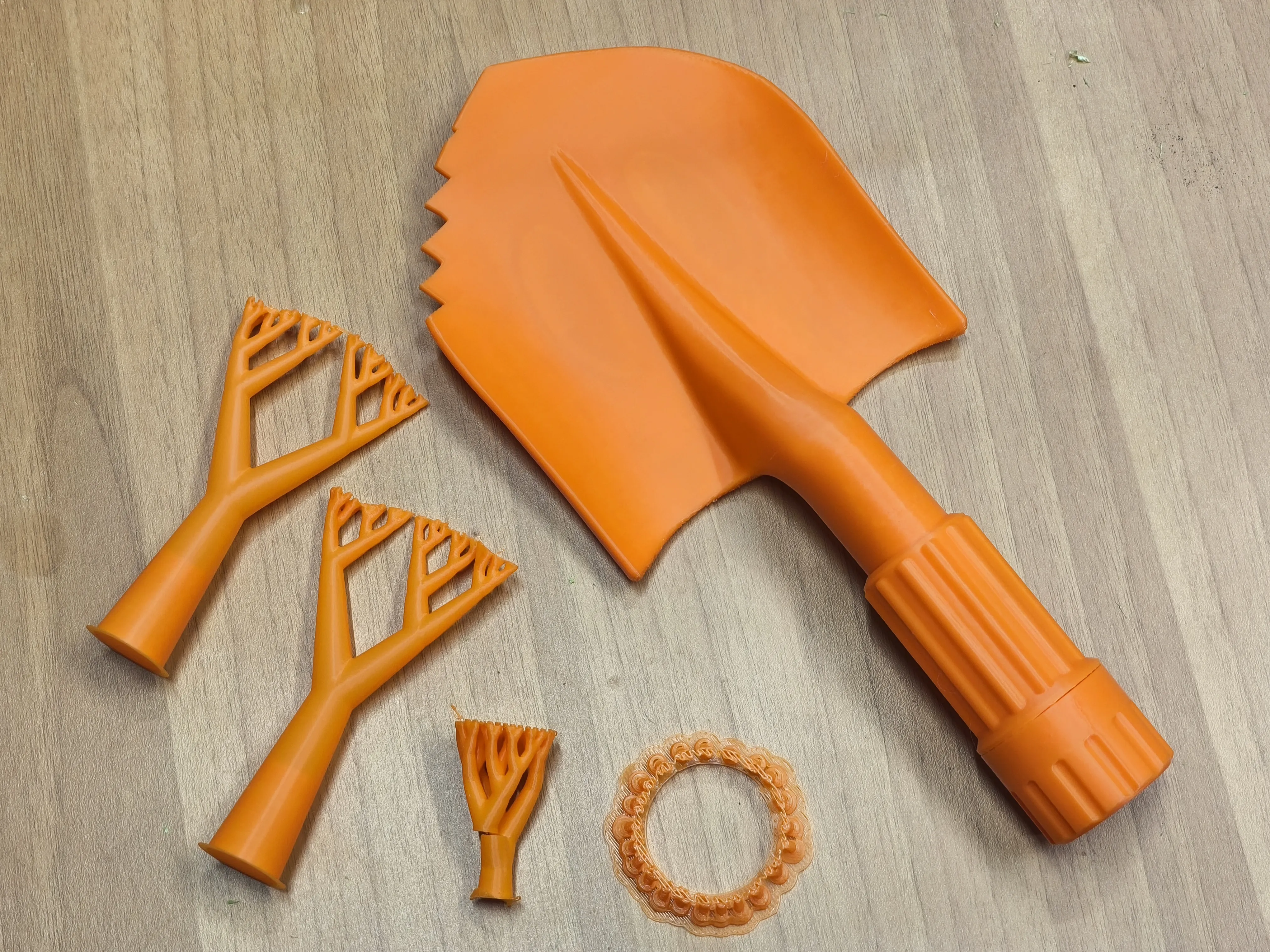 Mini multipurpose shovel with container - Free 3D Print Model - MakerWorld