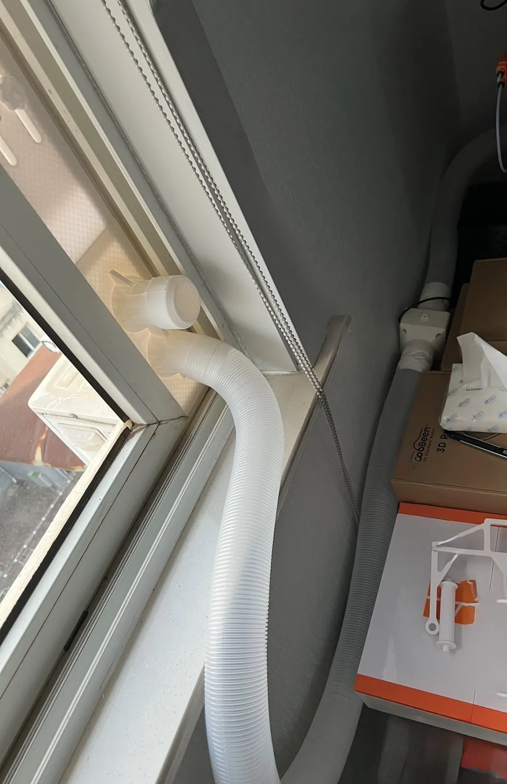 Upvc window exhaust vent adapter by 咔嚓 MakerWorld: Download Free 3D Models