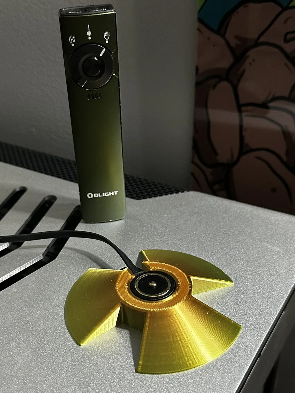 Olight Arkfeld Pro Charger Stand by FallenAngel53 MakerWorld: Download ...