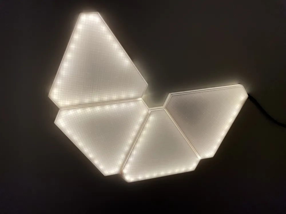 LED Triangular Coverage by Nafy MakerWorld: Download Free 3D Models