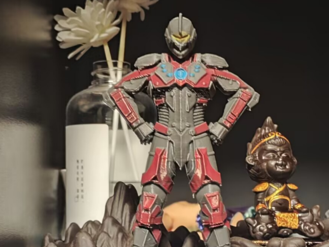 Mobile Ultraman Type Two by 多多de玩偶世界 MakerWorld: Download Free 3D Models