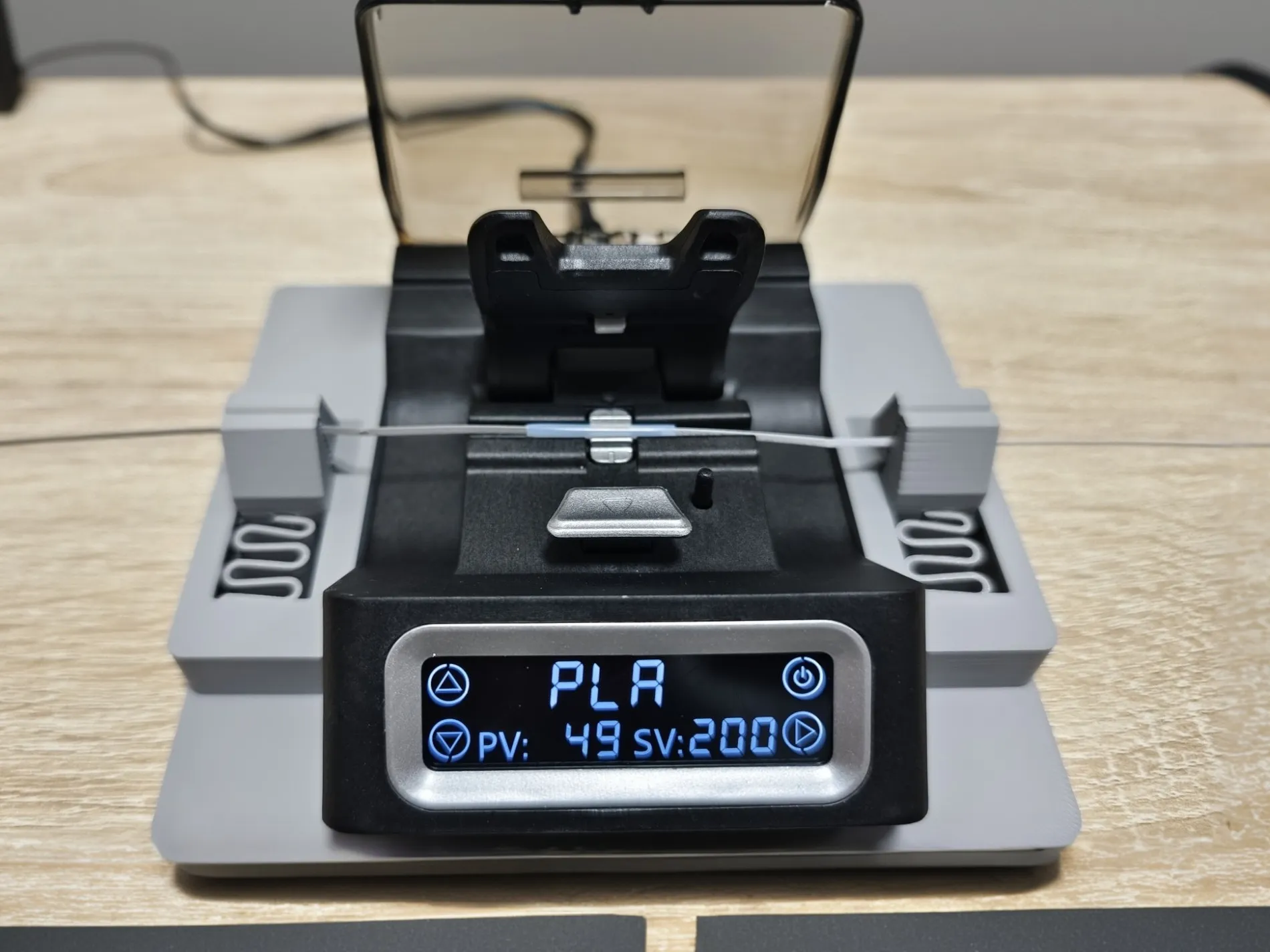 Three-Color Filament Splicer Fixture Base by Alexie MakerWorld ...