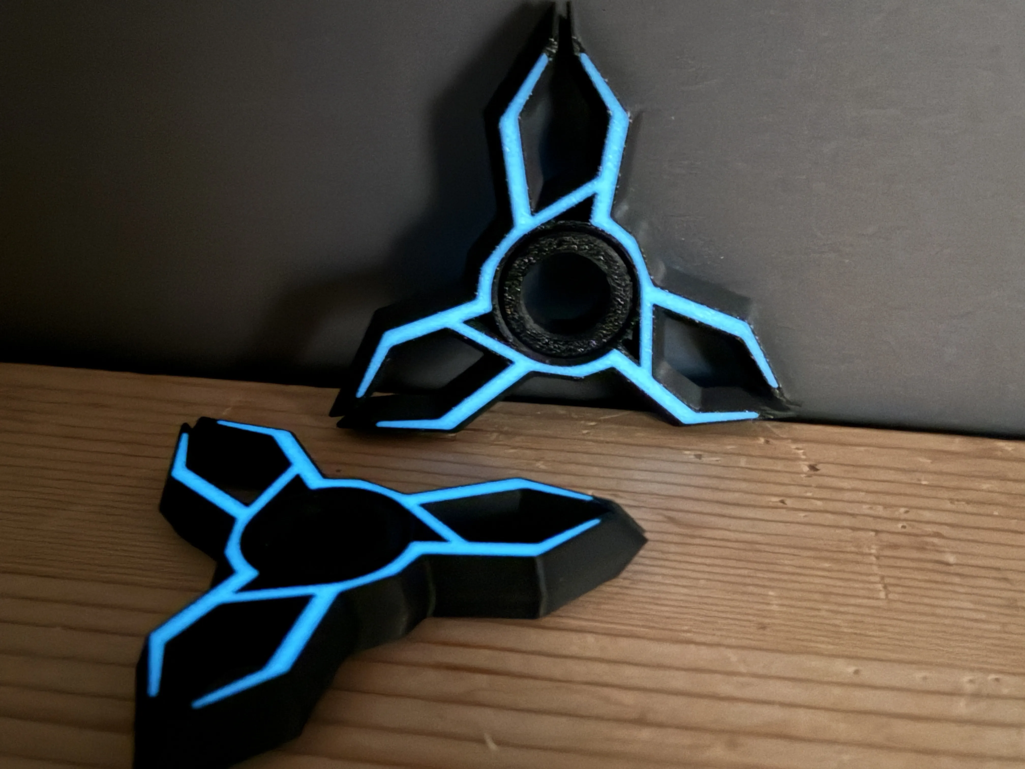 Cyber Fidget Spinner (Print-in-Place) - Free 3D Print Model - MakerWorld