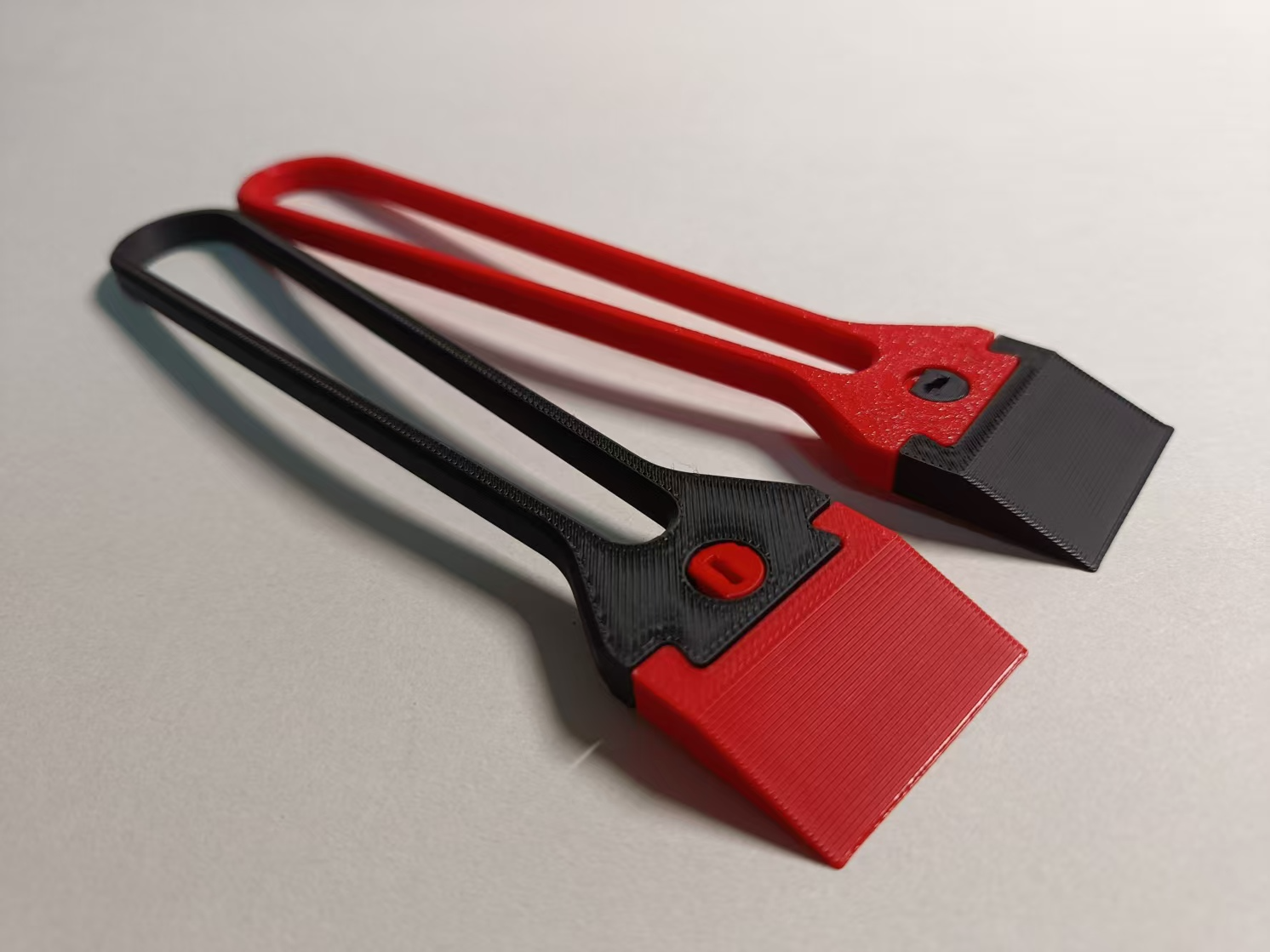 Interchangeable Blade Heated Bed Scraper by Chia hoMakerWorld: Download ...