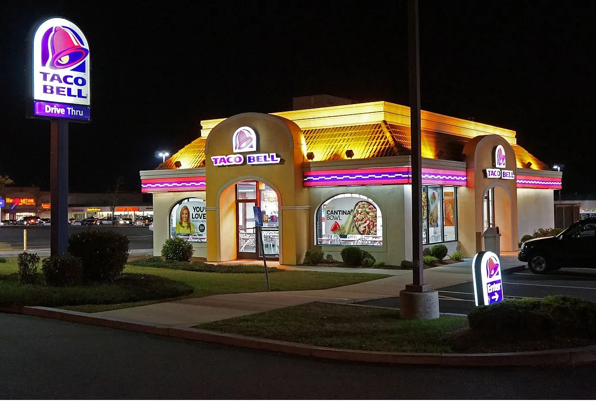 Retro Taco Bell Model Set - 1:64 Scale Diorama by LAYRLAB MakerWorld ...