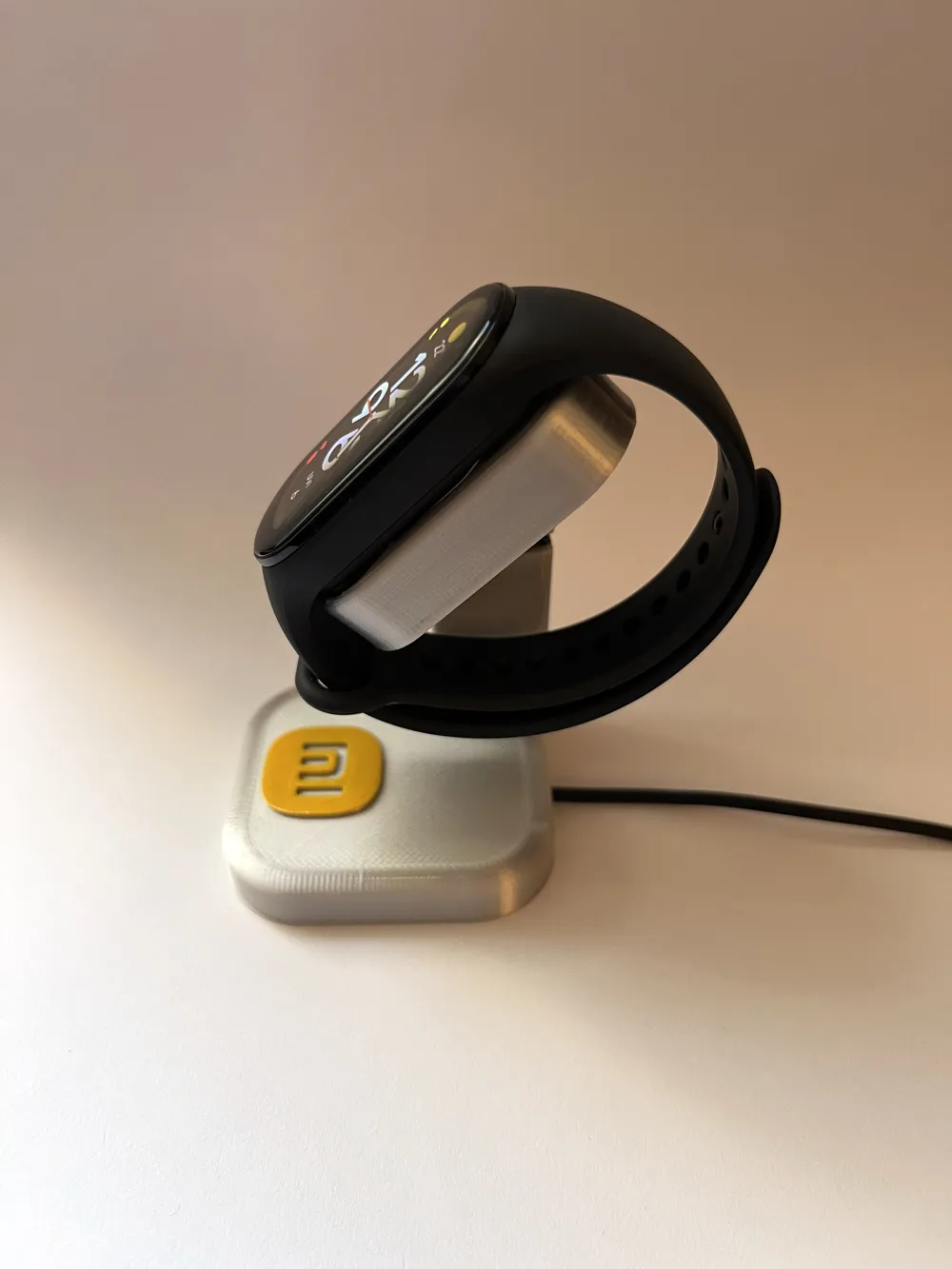 Supporto di Ricarica Mi Band 5-6-7-8 da OZKAN MakerWorld: Scarica ...