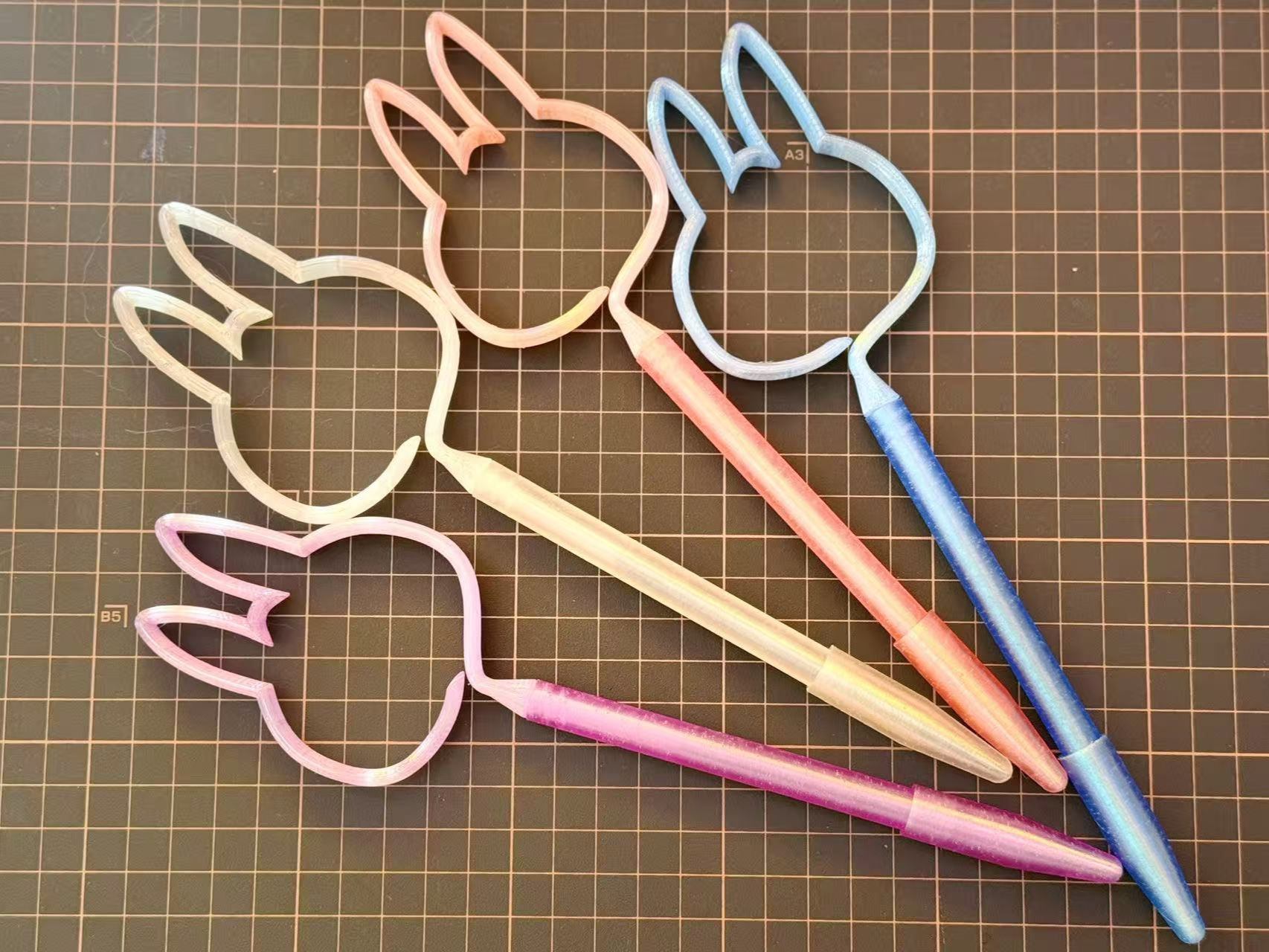 Labubu Pen by Sharon JiMakerWorld: Download Free 3D Models