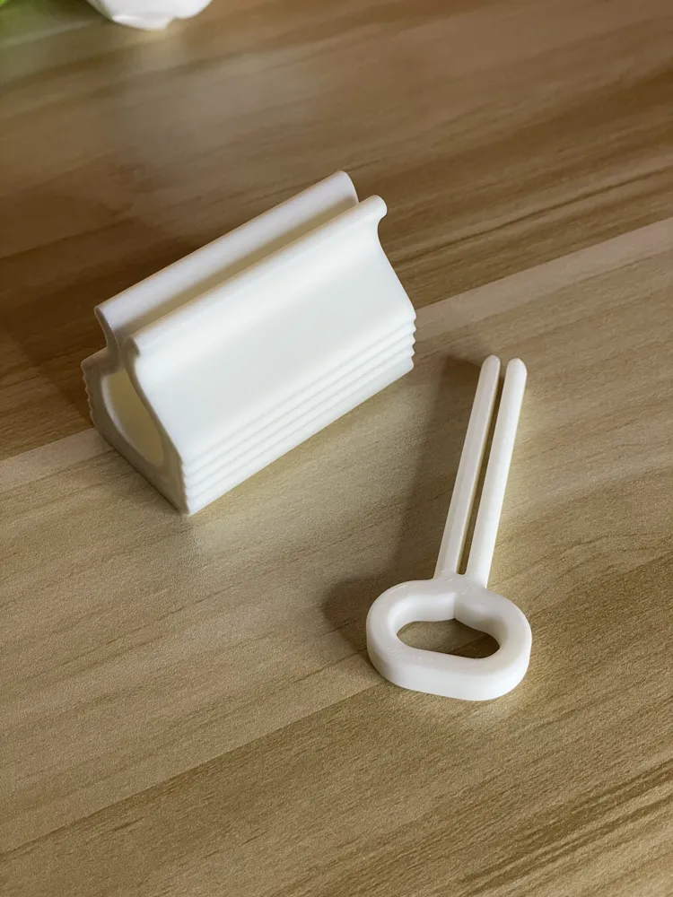 Toothpaste Squeezer, Residue Toothpaste Extractor by user_424638927 ...