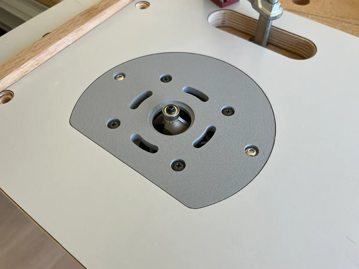 Base para Router de Acabamento Dewalt para Mesa de Roteador Veritas ...