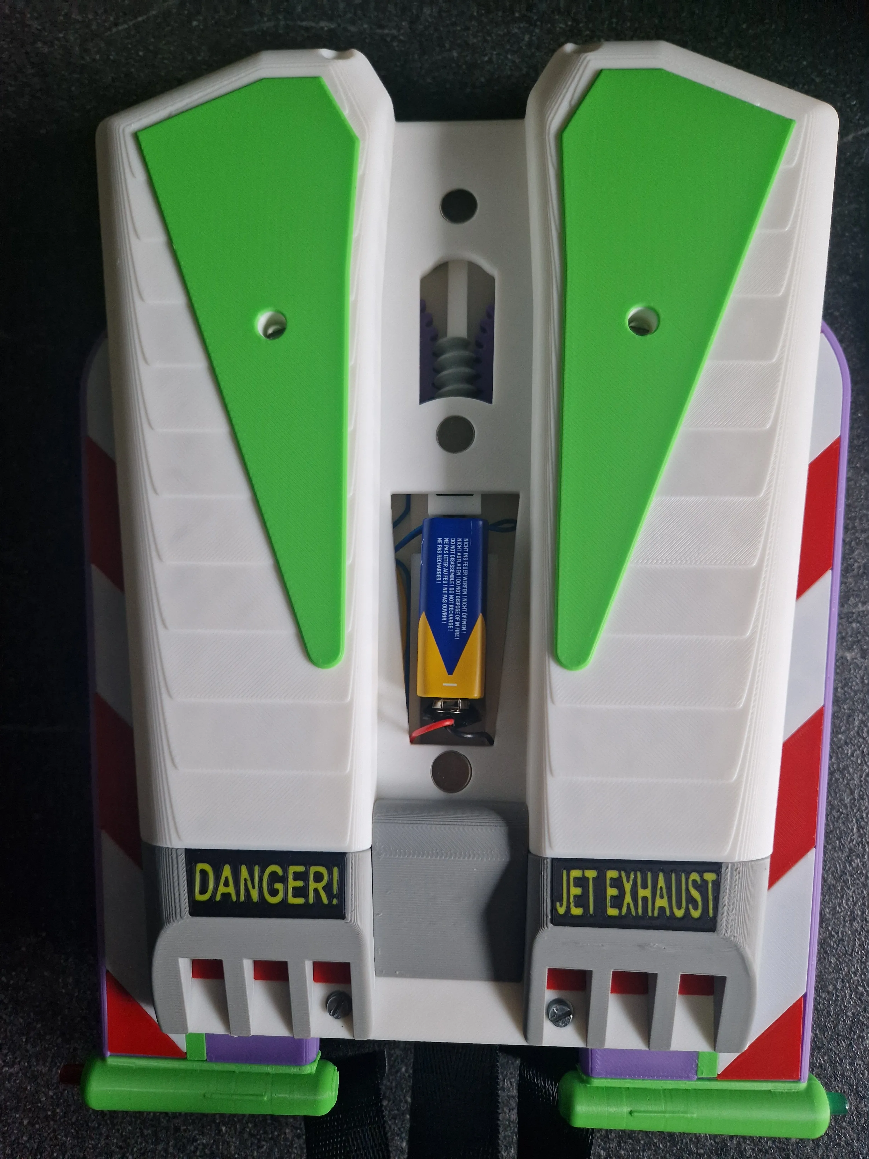 Buzz Lightyear FULL MOTORIZED Jetpack by Laser&Layer Concept MakerWorld ...