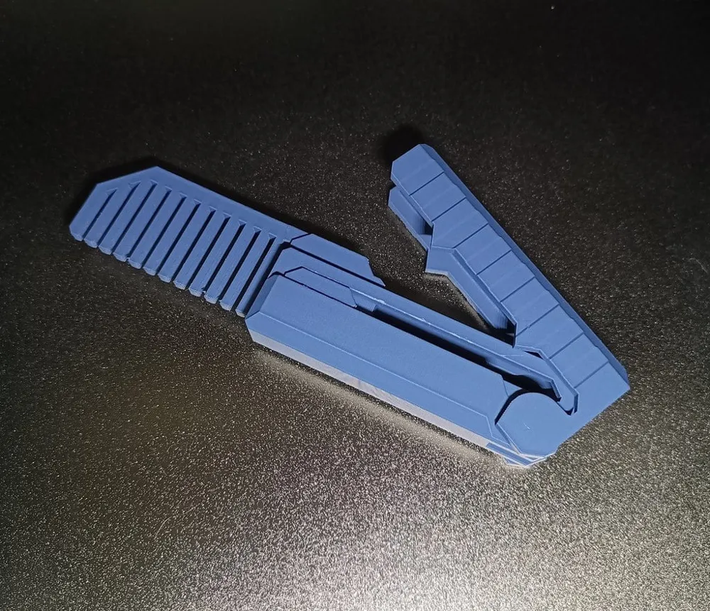 Gravity knife comb by Snakki MakerWorld: Download Free 3D Models