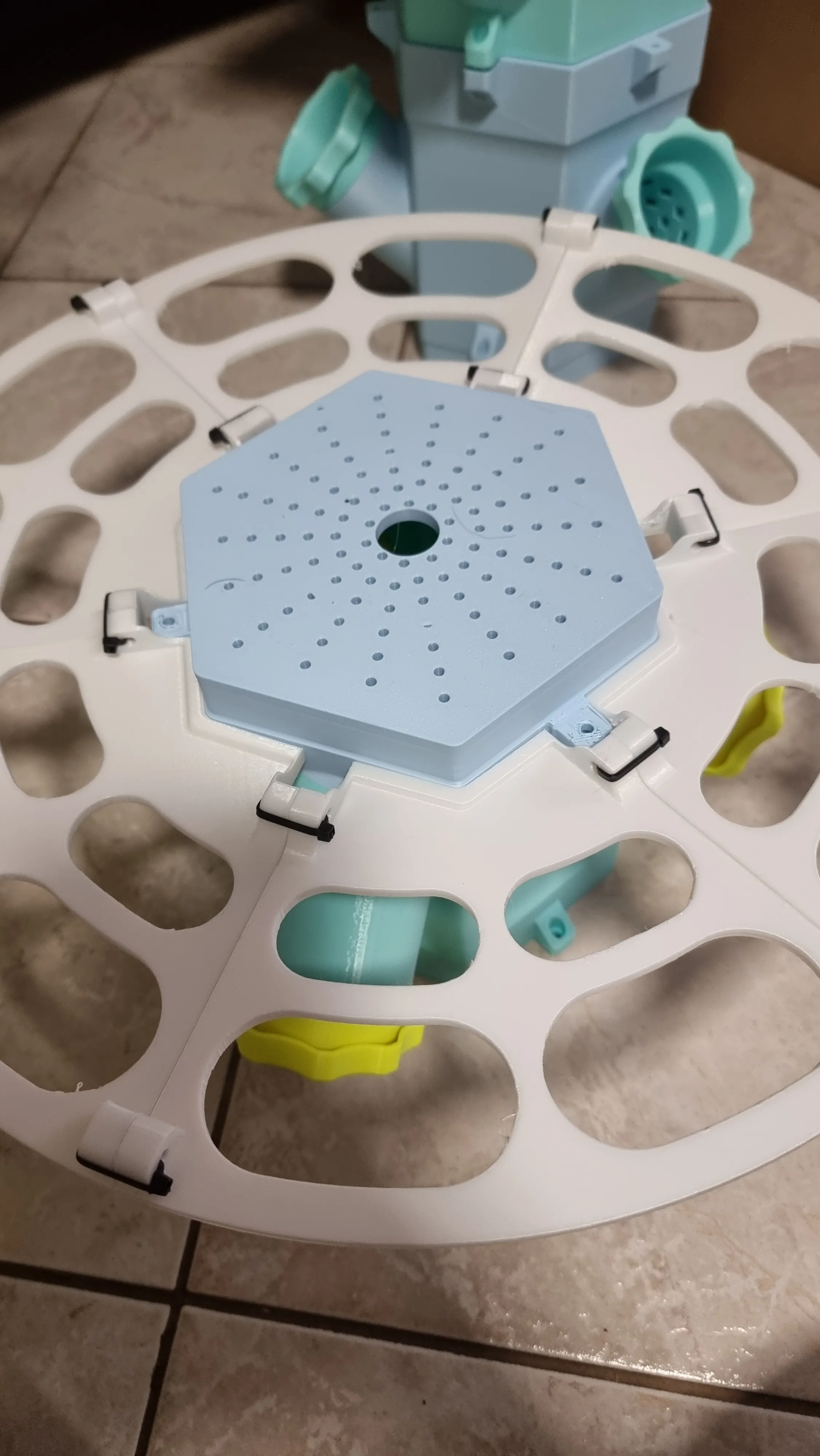 Hydroponic Tower – Ultra-Stable Modular System Remixed by slaxxTB ...