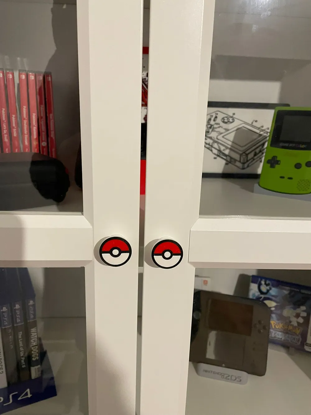 IKEA BILLY Door Handle in Pokéball Design - Free 3D Print Model ...