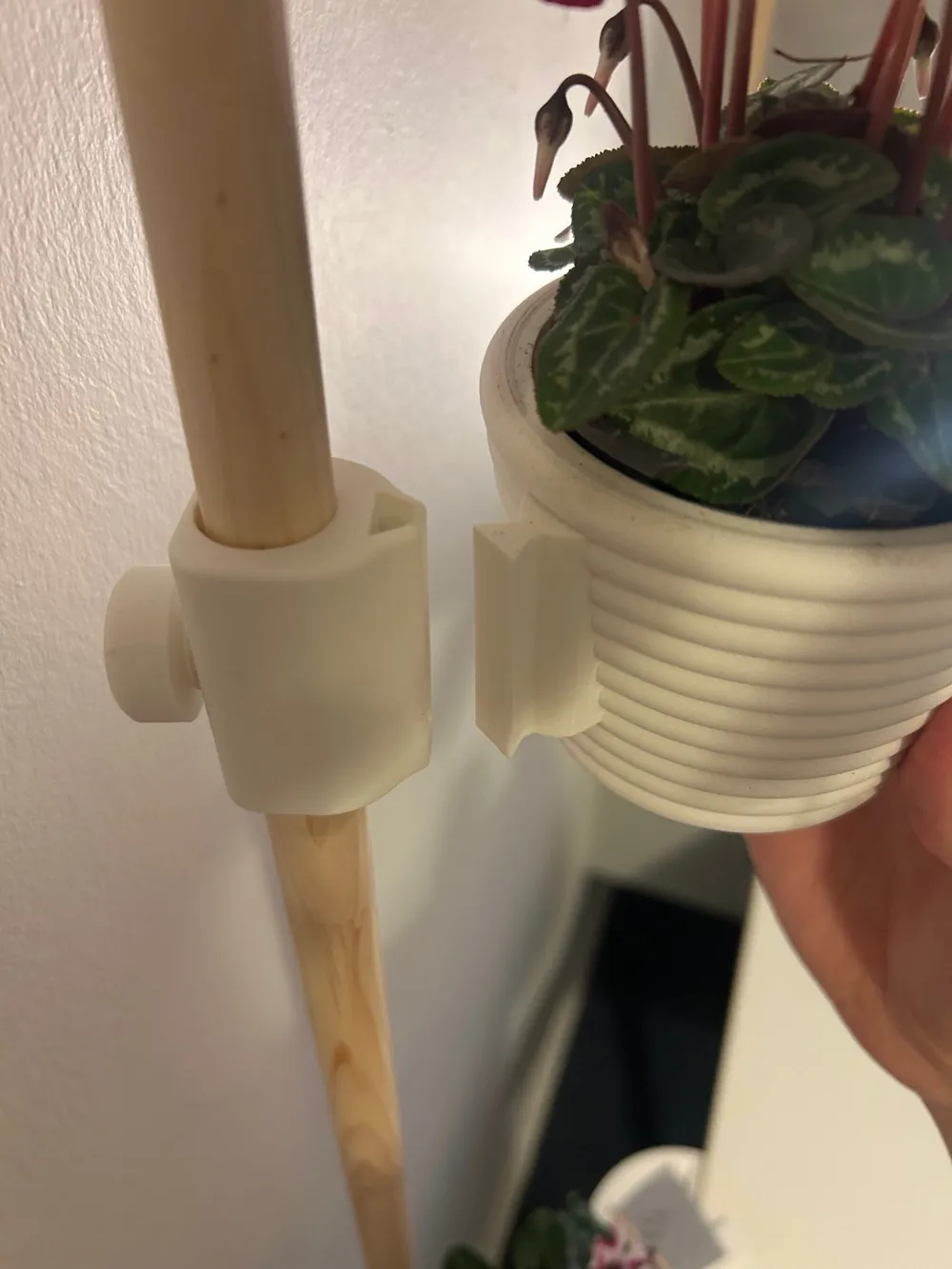 Modular Wall Mounted Plant Pot Setup by Alexander de Boer MakerWorld ...