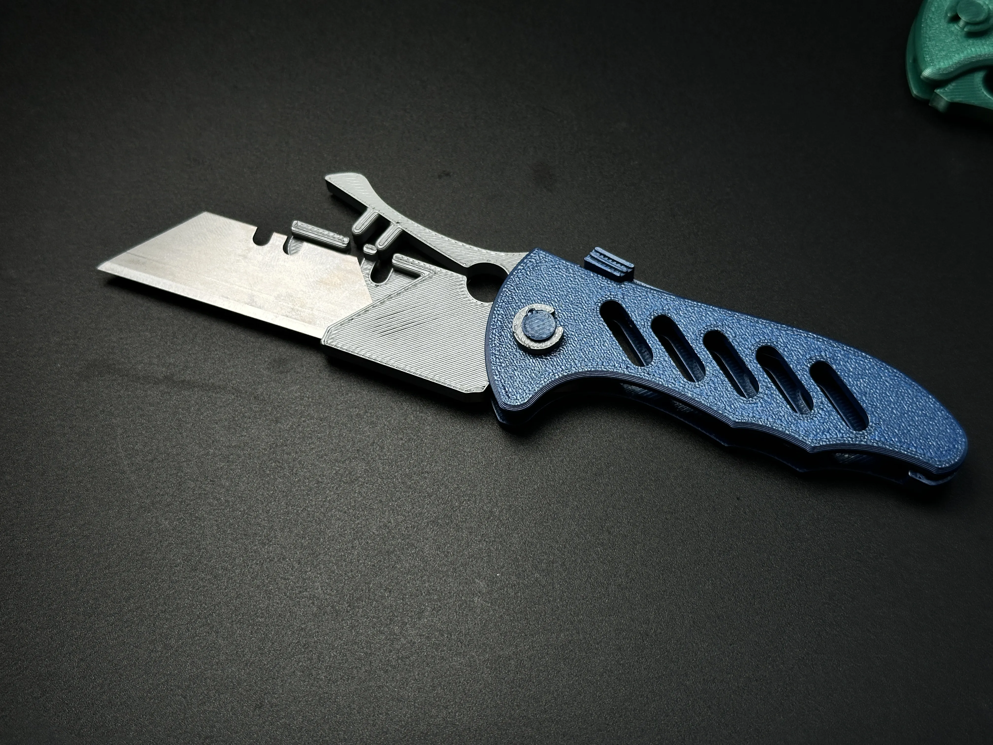 Fully 3D-Printed EDC Folding Utility Knife by Trent Studio MakerWorld ...