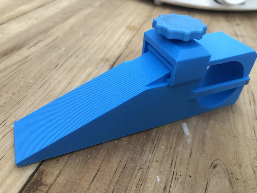 Sandpaper Holder - Mount Sandpaper Roll No Support No Hardware No Glue ...