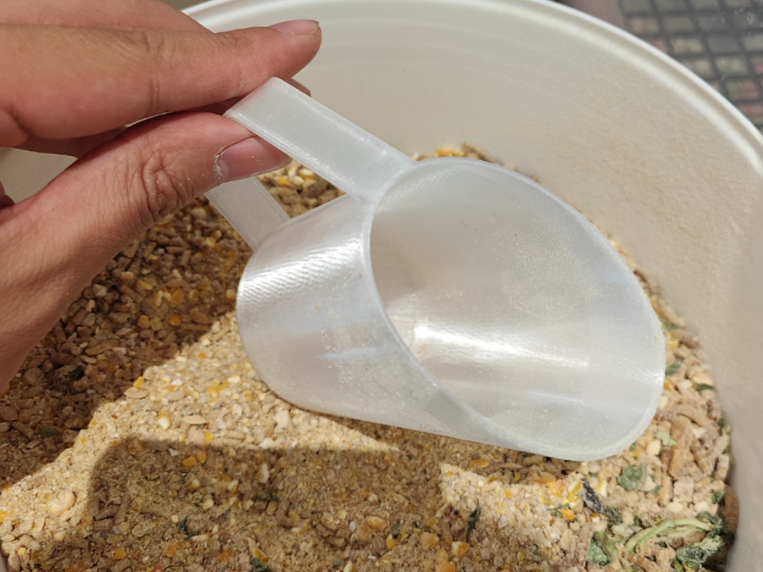 Simple Small Pet Feed Scoop by EdisonMakerWorld: Download Free 3D Models