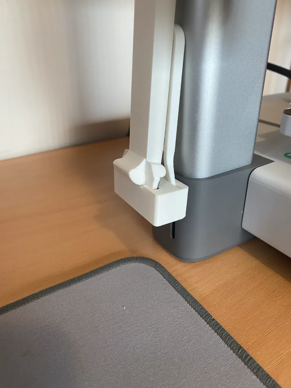 bambu lab bed scraper holder (with bambu lab word) Remixed by stuffy ...