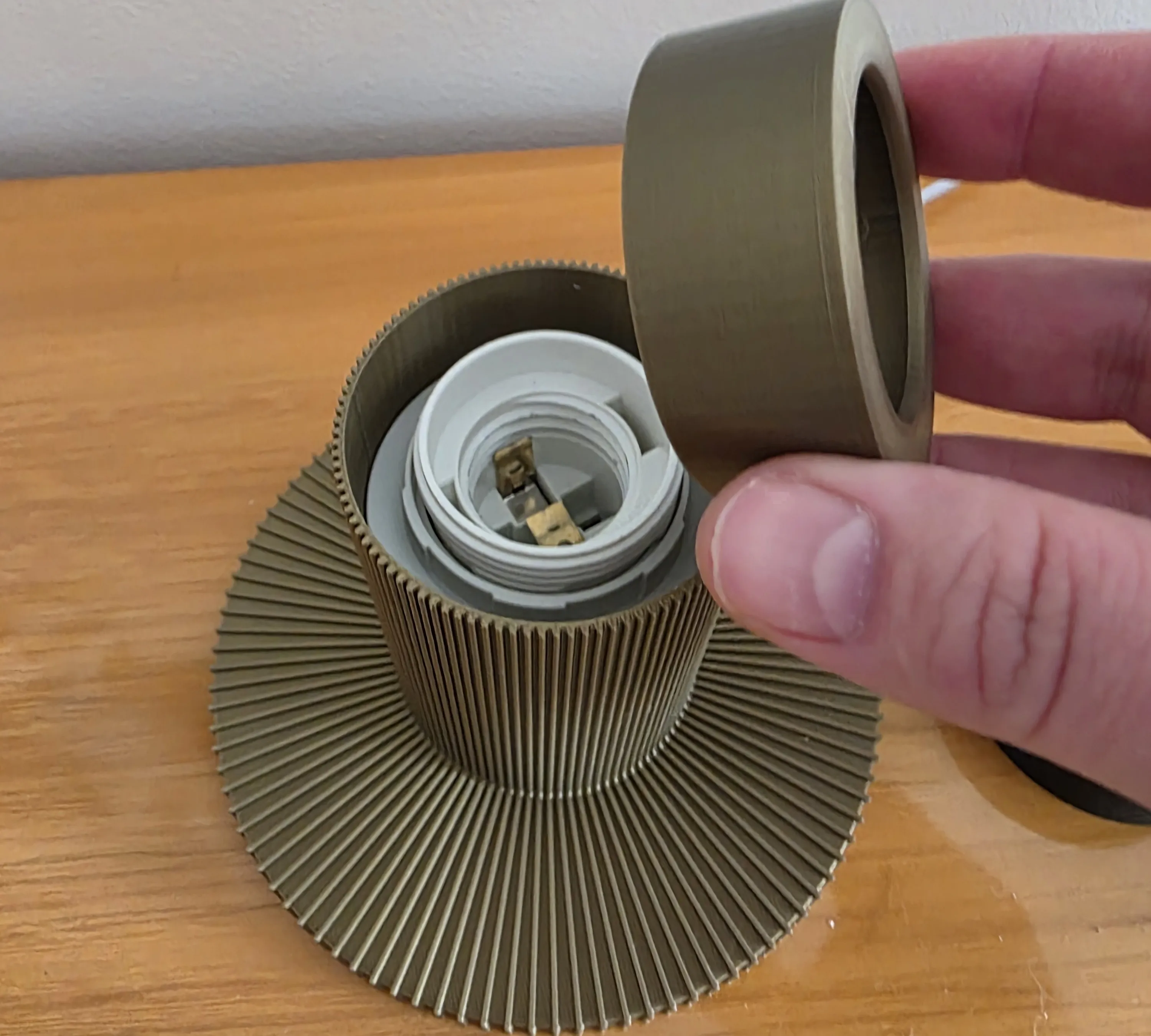 Modern Lamp Base – Clean & Ridged Version - E27 - Free 3D Print Model ...