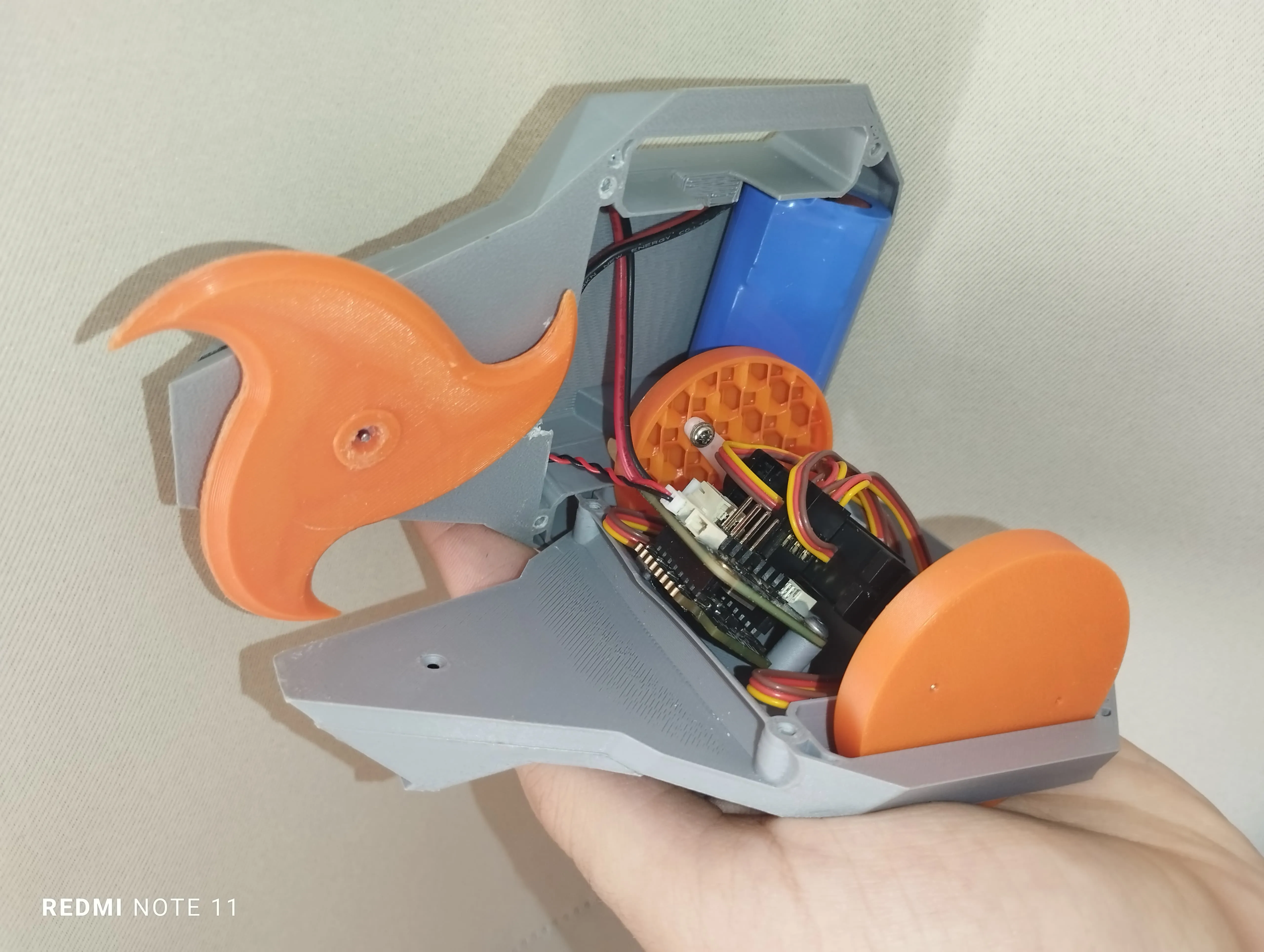 INTERCEPTOR Antweight Combat Robot for Cyberbrick by FADY MakerWorld ...