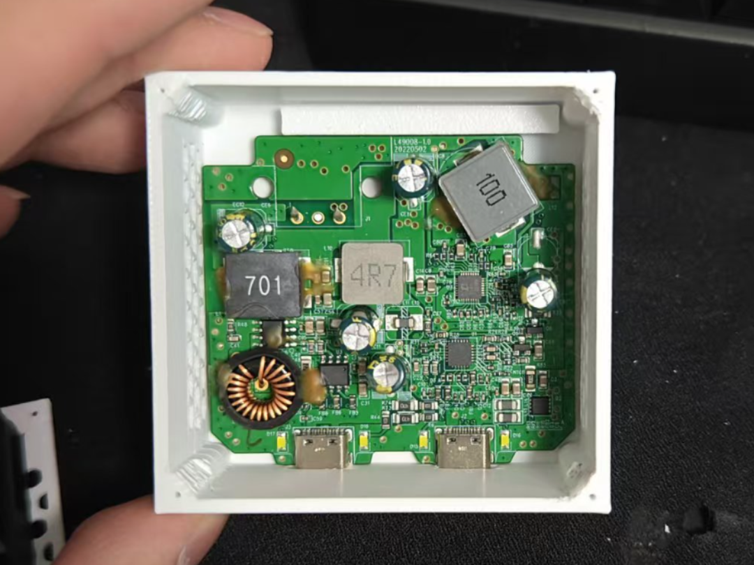 Avatr M7 charging module with a 6cm cooling fan by 回忆不曾存在的回忆MakerWorld ...