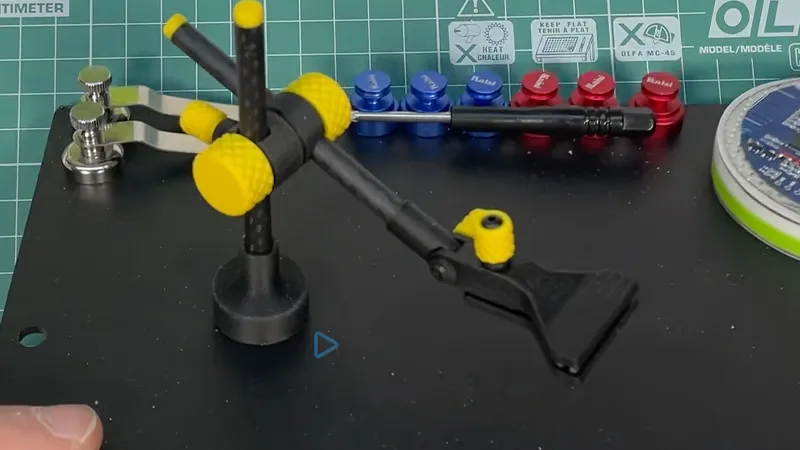 3D PCB Clamp - Free 3D Print Model - MakerWorld