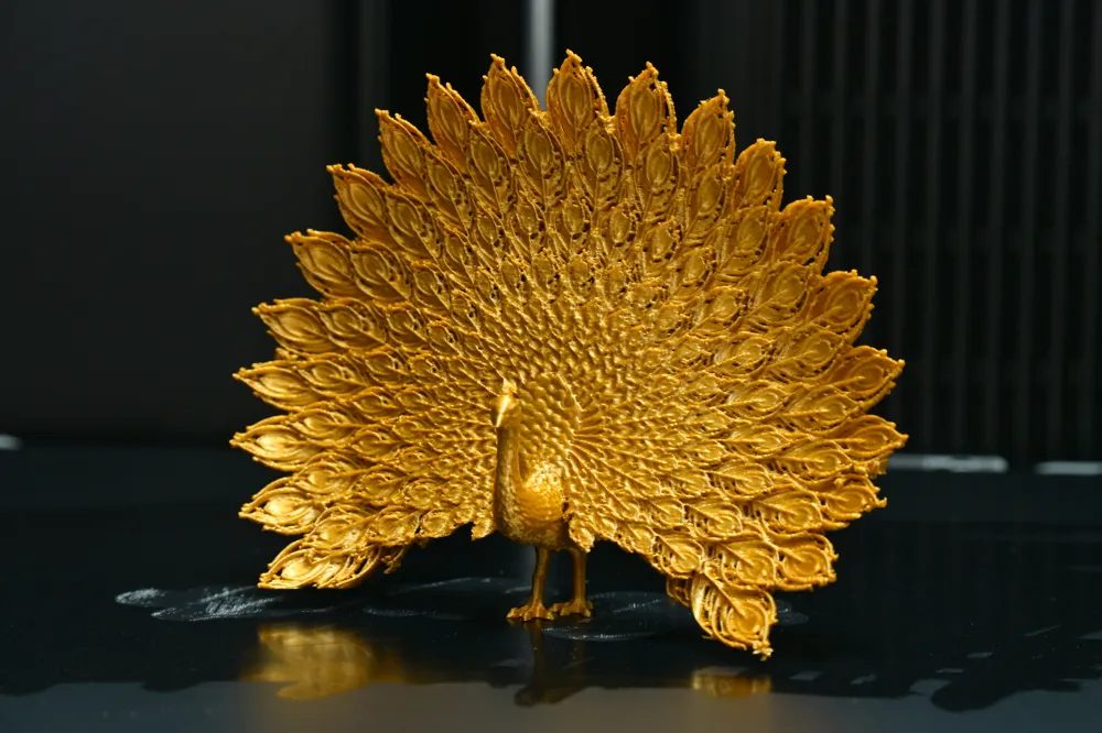 Golden Peacock Screen by cecily MakerWorld: Download Free 3D Models