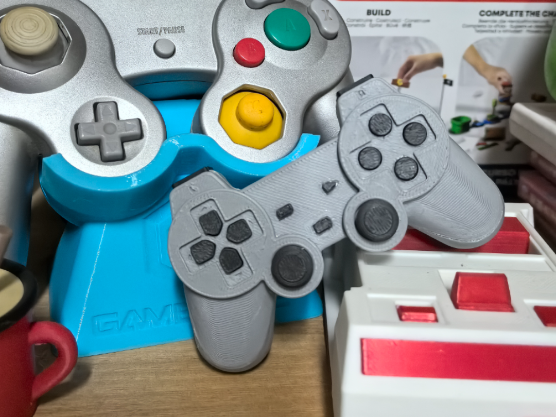 PS Controller Keychain PS2 Controller by Dongcai MakerWorld: Download ...