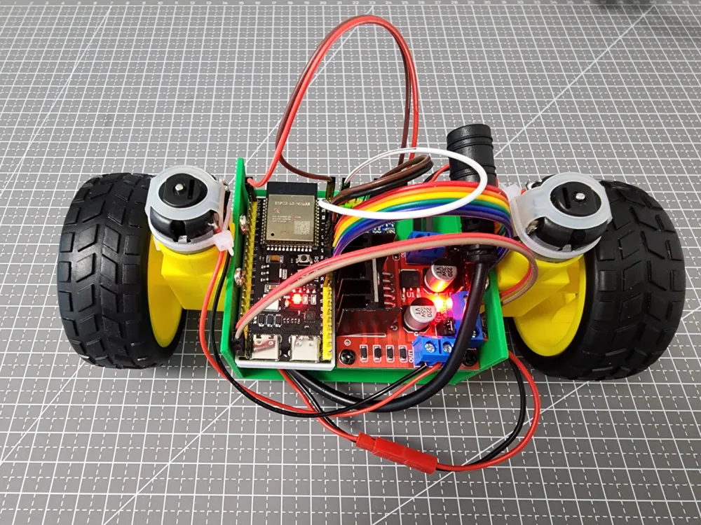 Two-Wheeled Self-Balancing Robot Car by LAONB MakerWorld: Download Free ...