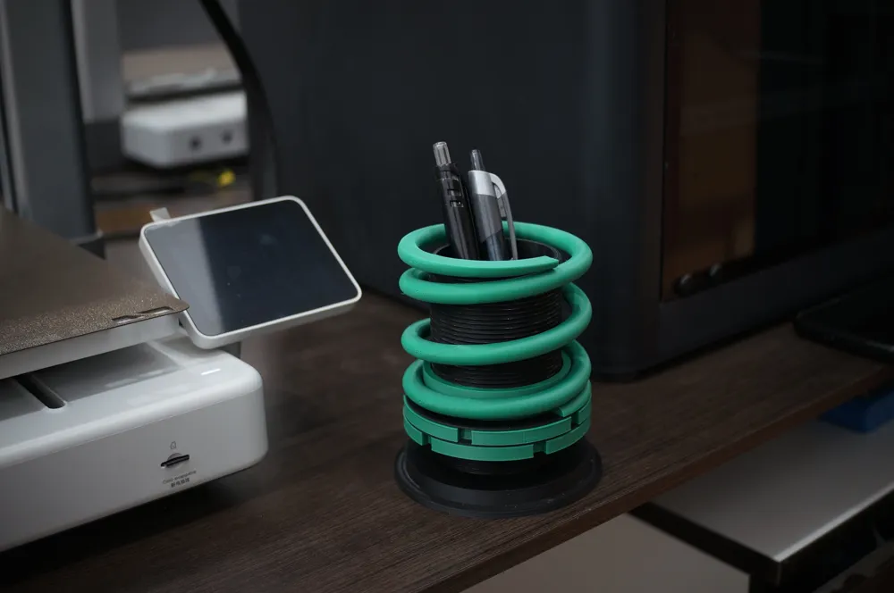 Coilover Shock Absorber - Pen Holder by HOBBY研究所 MakerWorld: Download ...