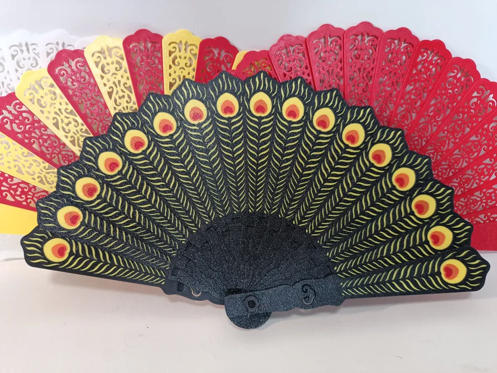 Peacock feather fan requires no threading by Chia ho MakerWorld: Download Free 3D Models