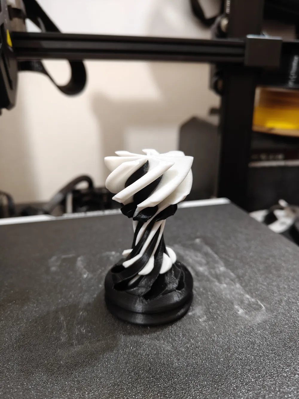 Spiral Fidget Pawn by RagpikMakerWorld: Download Free 3D Models