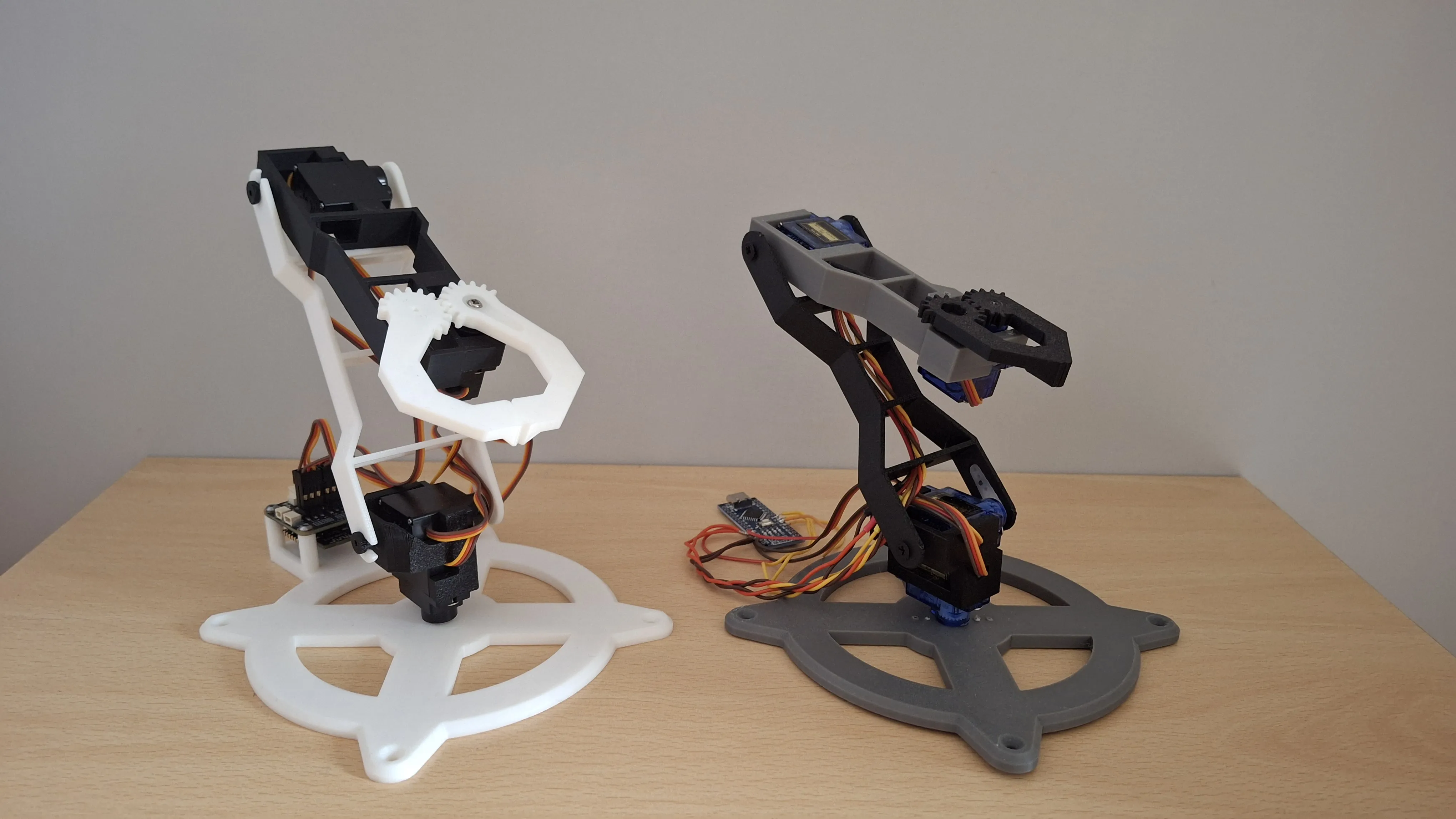 Servo Mini Arm V2 - CyberBrick by LucaDilo MakerWorld: Download Free 3D Models