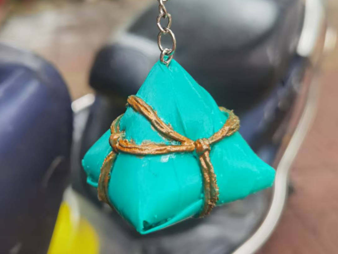 It's Dragon Boat Festival, let's make a zongzi model. You can paint the ...