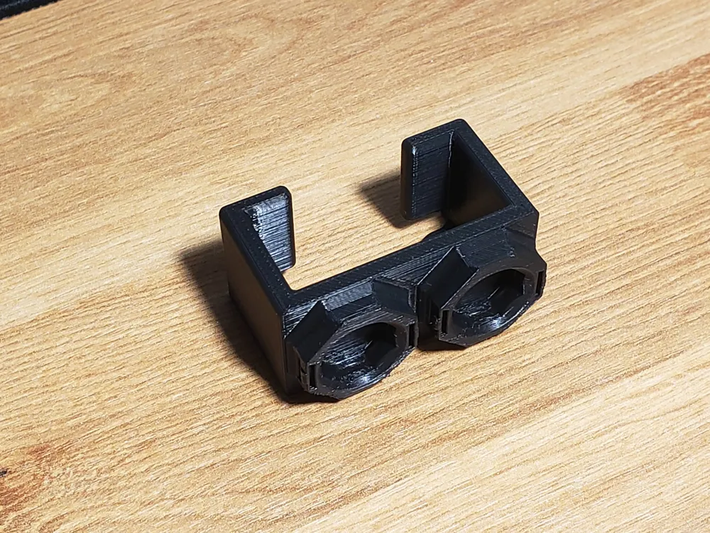 Plastic Scraper Razor Blade Dispenser - Multiboard Remixed by Practical ...