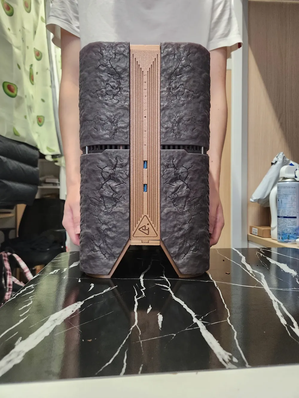 MOTH - Transformable ITX PC Case - Free 3D Print Model - MakerWorld