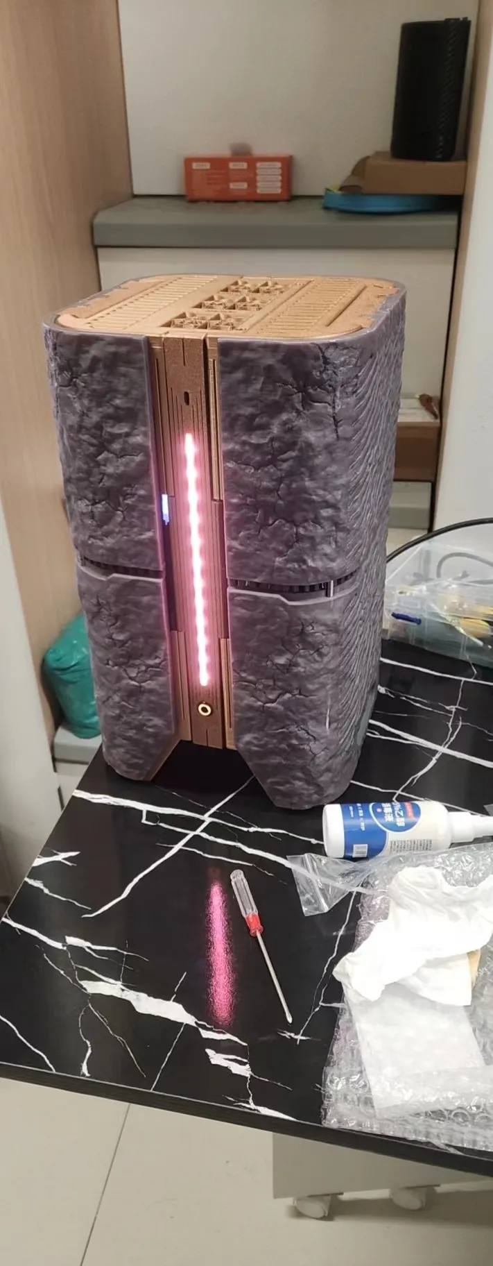 MOTH - Transformable ITX PC Case - Free 3D Print Model - MakerWorld