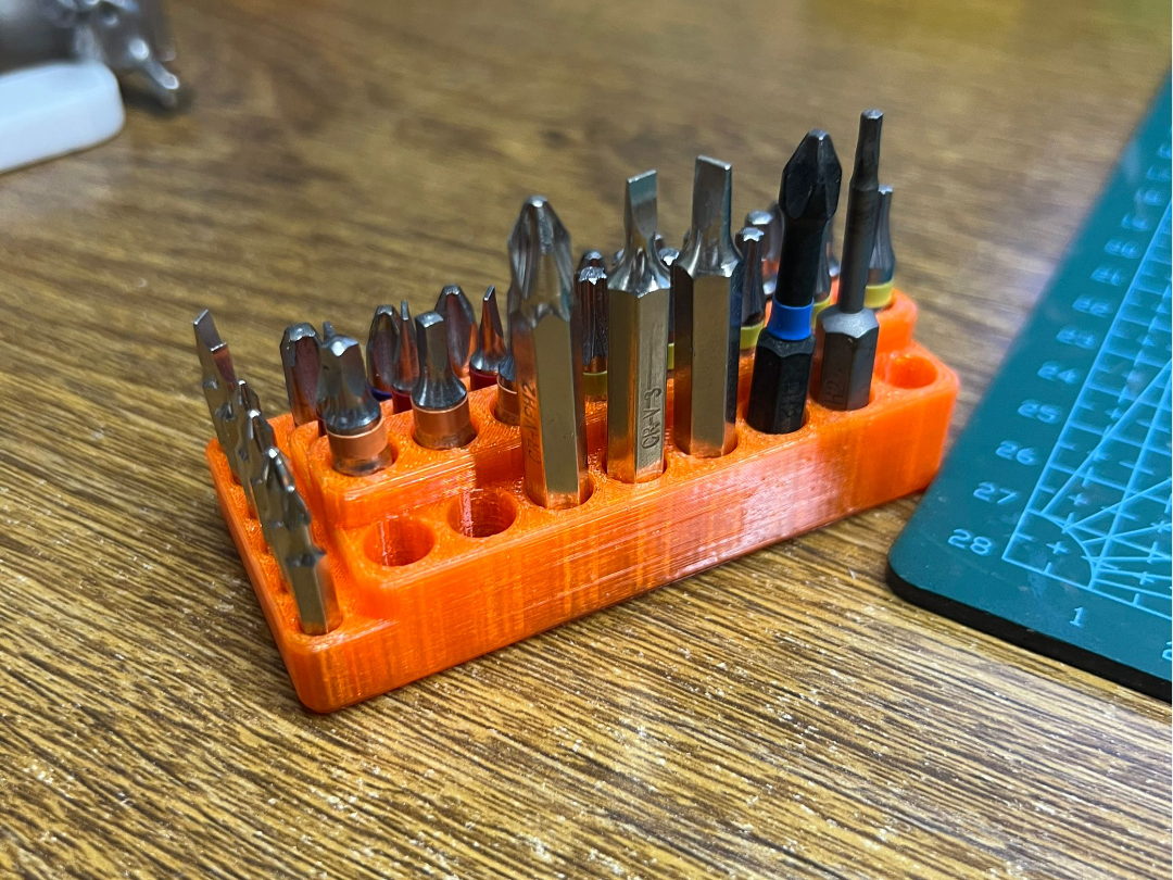 Screwdriver Bit Organizer by YYY MakerWorld: Download Free 3D Models