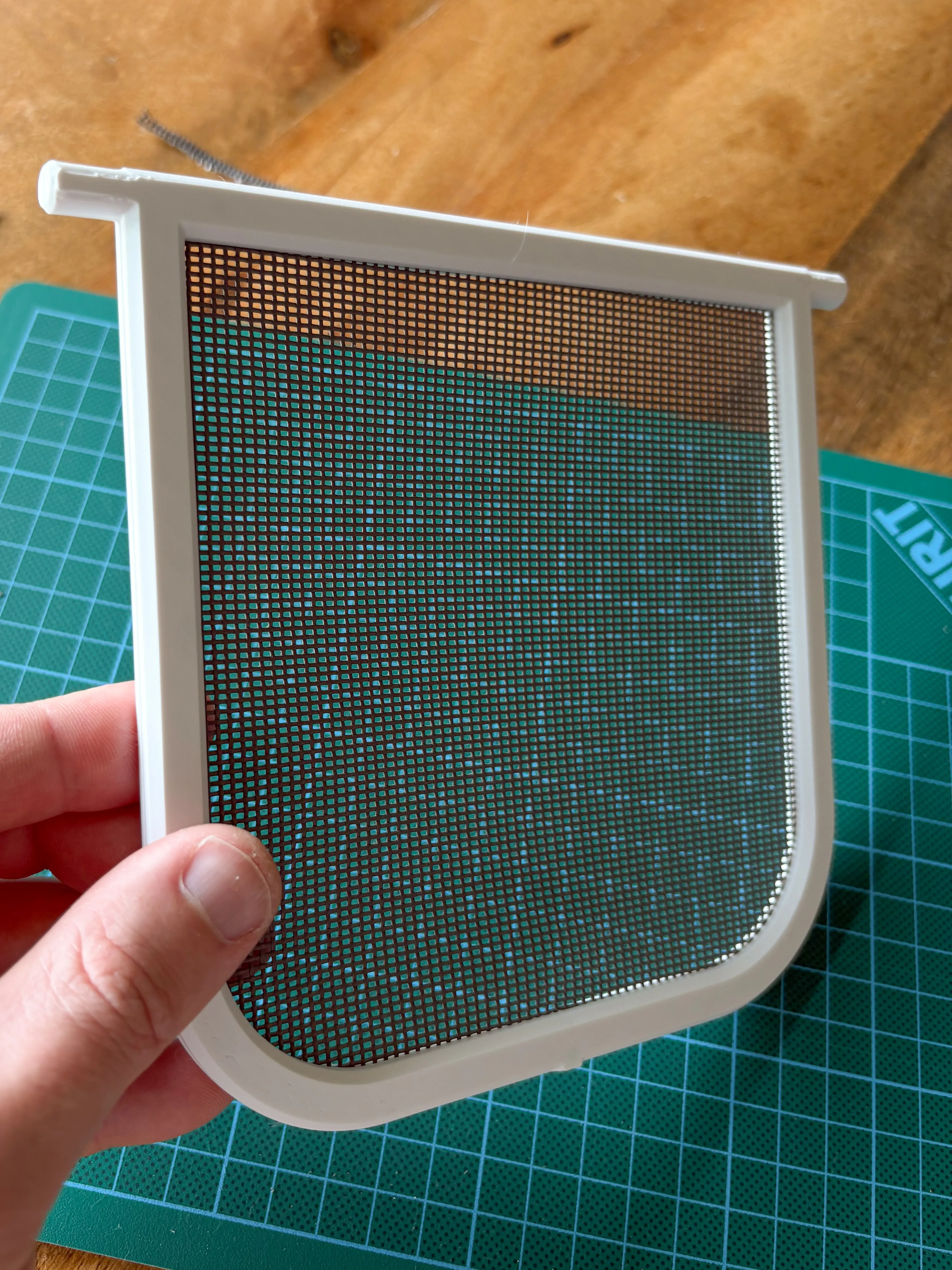 Cat flap for bug screen - Free 3D Print Model - MakerWorld