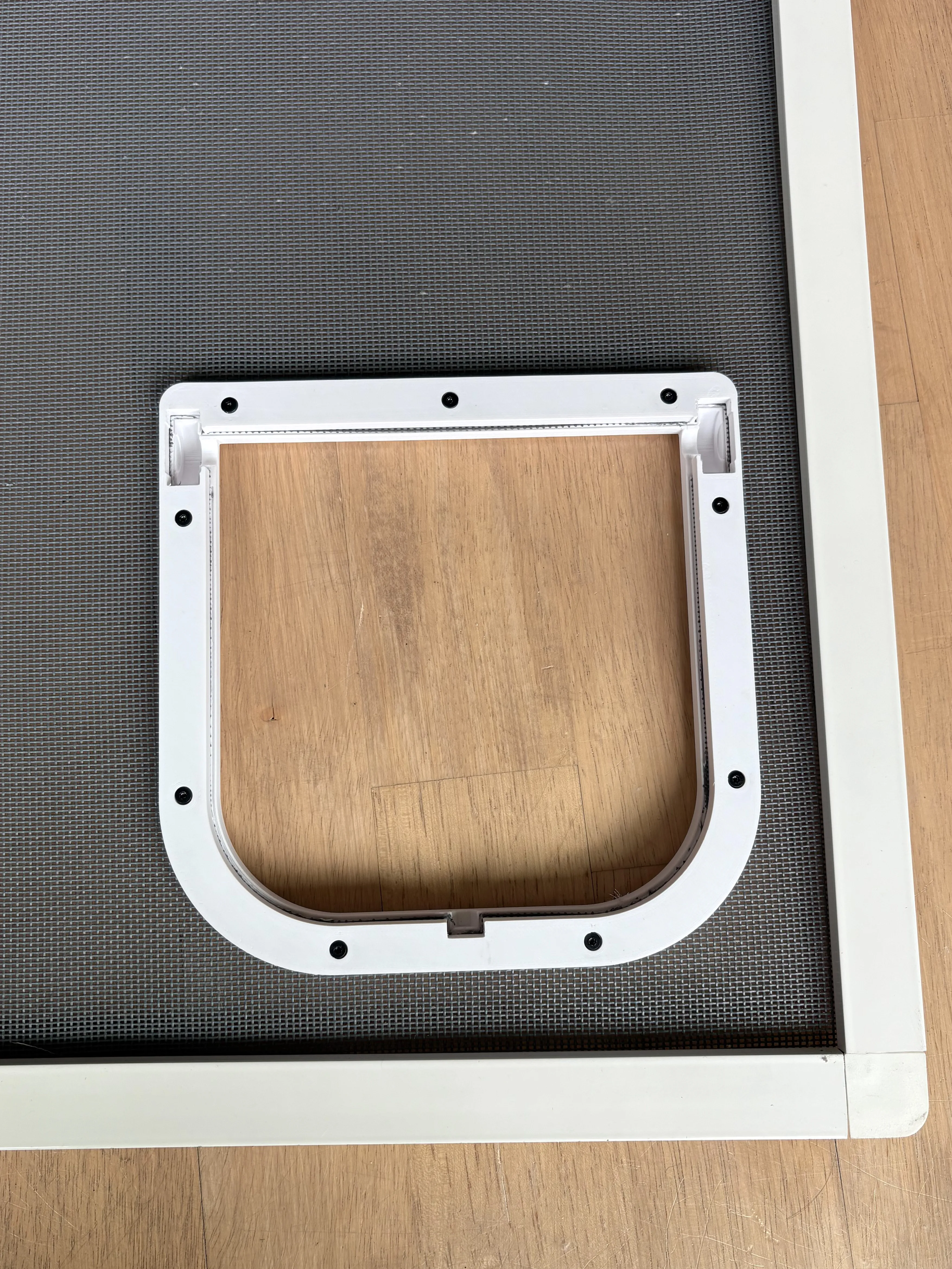 Cat flap for bug screen - Free 3D Print Model - MakerWorld