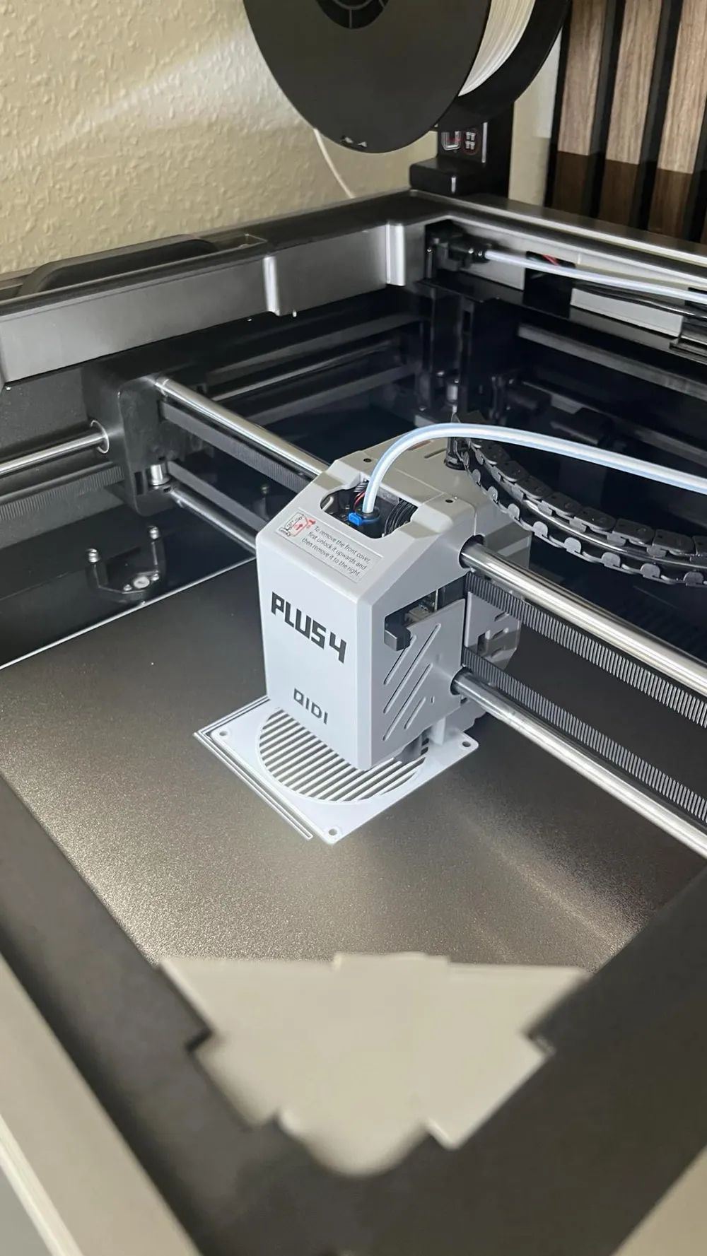 Parametric fan hole cover by Instigating Alpaca MakerWorld: Download ...