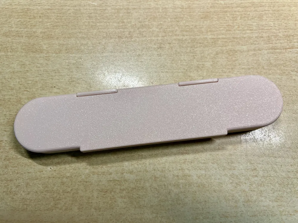 Long rectangular storage box, suitable for storing acne needles, etc ...