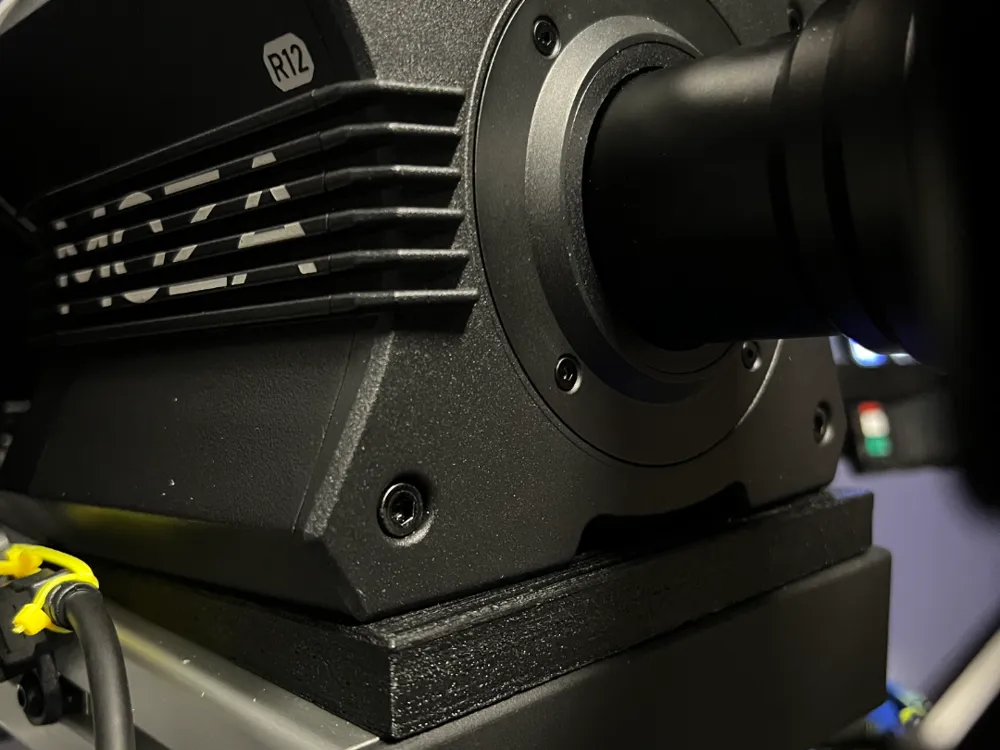 Moza R12 Wheelbase angled base Motedis Sim Rig by Jeypere MakerWorld ...