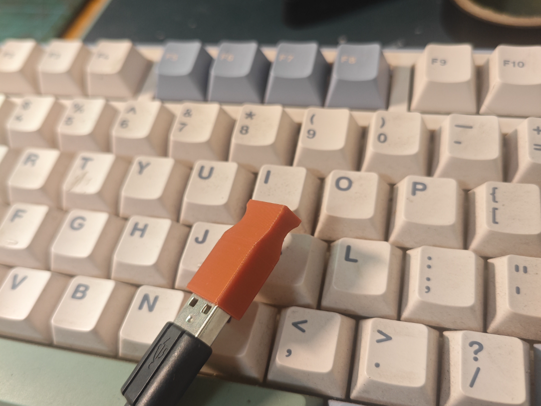 USB port protector by user_722619797 MakerWorld: Download Free 3D Models